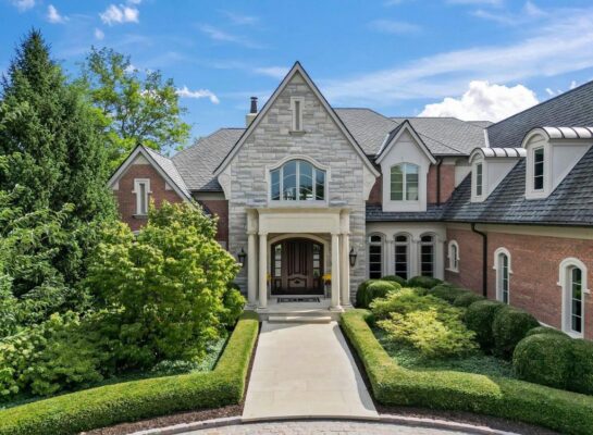 Luxurious Lakefront Estate Designed by Dominic Tringali Hits the Market ...