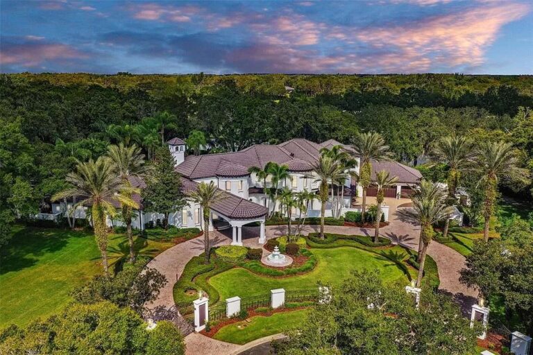 Luxury Living at its Finest in the Heart of Avila Golf and Country Club ...