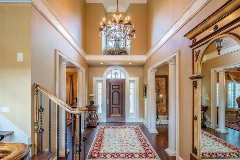 Outstanding Home on 5th Green of Tom Fazio-Designed Golf Course Listed ...