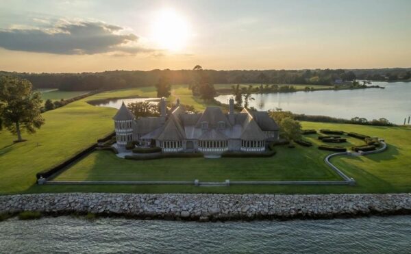 Step into a World of Magic and Wonder: An Exceptional Estate in White ...