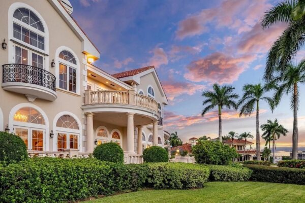 Villa Bellevue, A 8-Bedroom European Masterpiece in Boca Raton's Lake ...