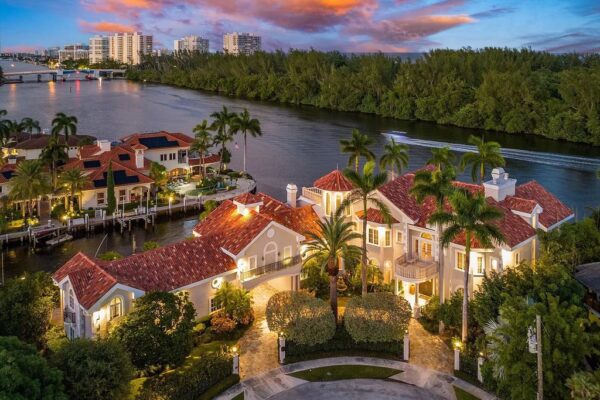 Villa Bellevue, A 8-Bedroom European Masterpiece in Boca Raton's Lake ...