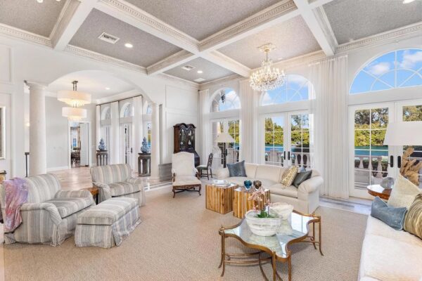 Villa Bellevue, A 8-Bedroom European Masterpiece in Boca Raton's Lake ...