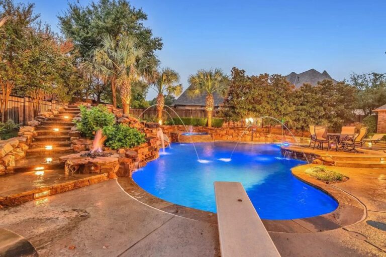 Breathtaking Home in Southlake, TX: Luxury Living with Resort-Style Amenities Offered at $2.5M