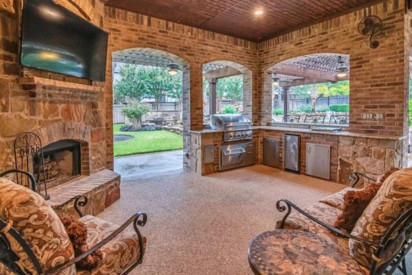 Breathtaking Home in Southlake, TX: Luxury Living with Resort-Style Amenities Offered at $2.5M