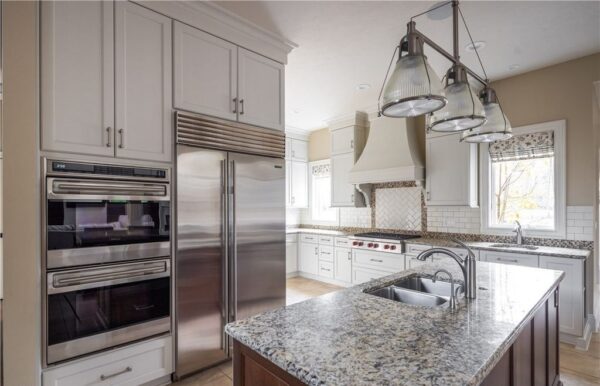 $2.1M Estate, A Serene Haven with Outdoor Opulence in Ohio