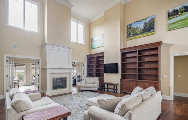 $2.1M Estate, A Serene Haven with Outdoor Opulence in Ohio