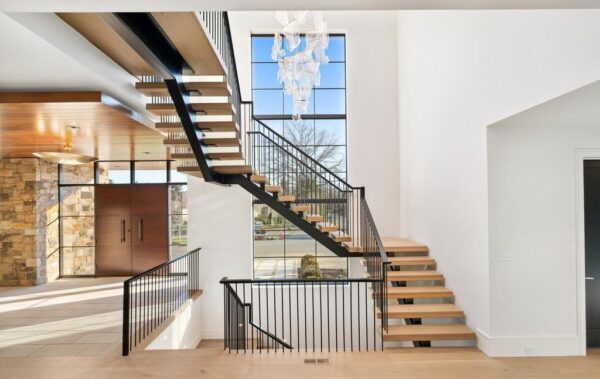 Elegance Redefined: $10.5 Million Masterpiece by Foster-Zimmerman ...