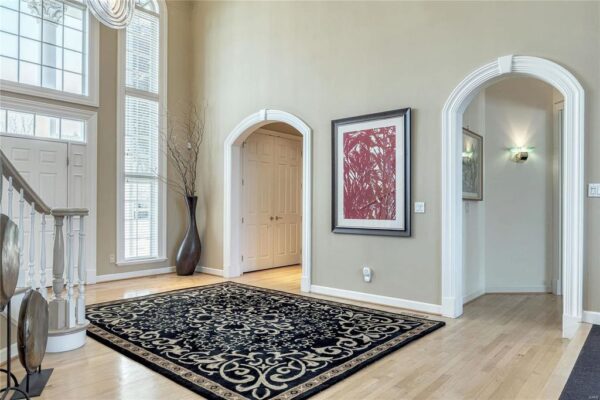 John Porta-Built Georgian Colonial in St. Louis, Missouri: A Timeless ...