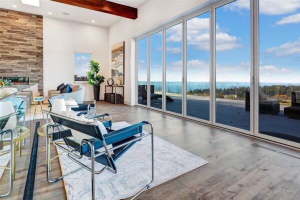 Shoreline, Washington Private Estate with Olympic Mountain Vistas ...