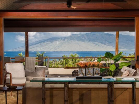 Unparalleled Paradise: Kihei, Hawaii Home with Breathtaking Panoramic ...