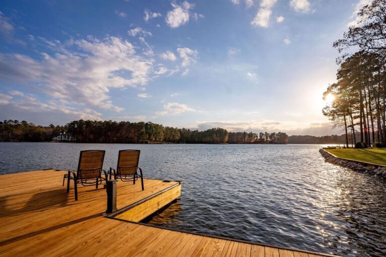 Unveiling a Spectacular $4 Million Waterfront Haven on Georgia's ...