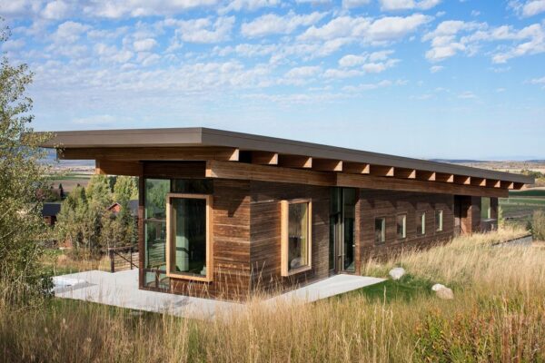 The Burrow House, Modern yet Sustainable by Ward + Blake Architects