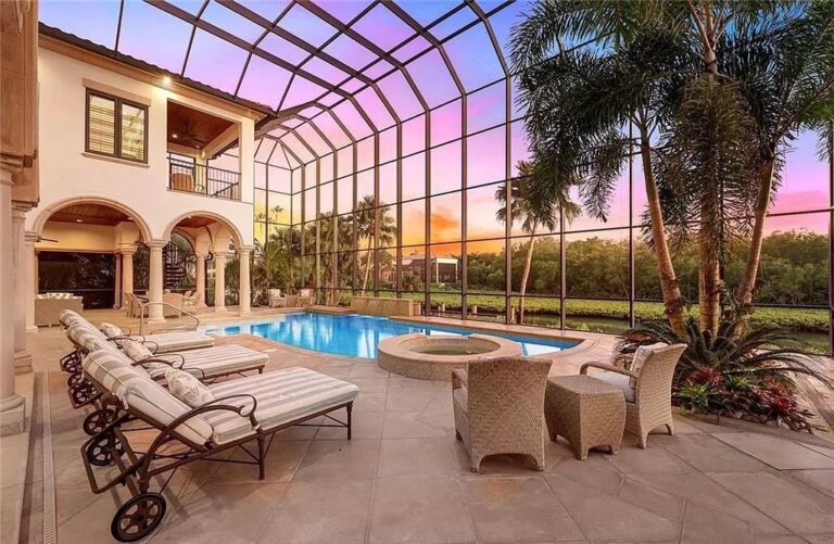 Waterfront Opulence: Exquisite $8.8M Naples Oasis on Southpointe Island