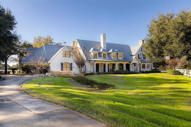 Unleash Opulence: A 6-Bedroom Home in Cypress on 12 Acres in Bridle Oak ...