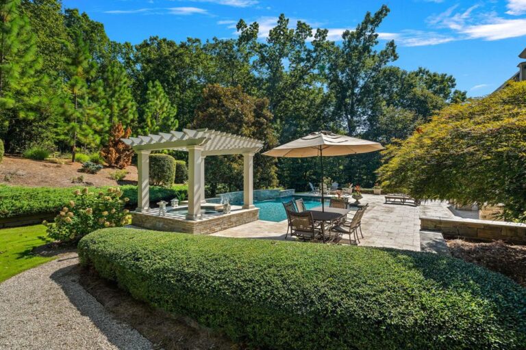 Artisan Custom Homes Creates a Stately Residence in North Carolina ...