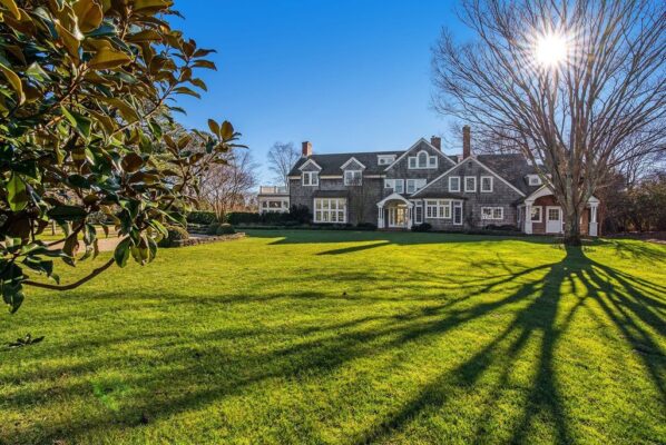 Georgica Estate in New York Listed for $19.5 Million, Blending Classic ...