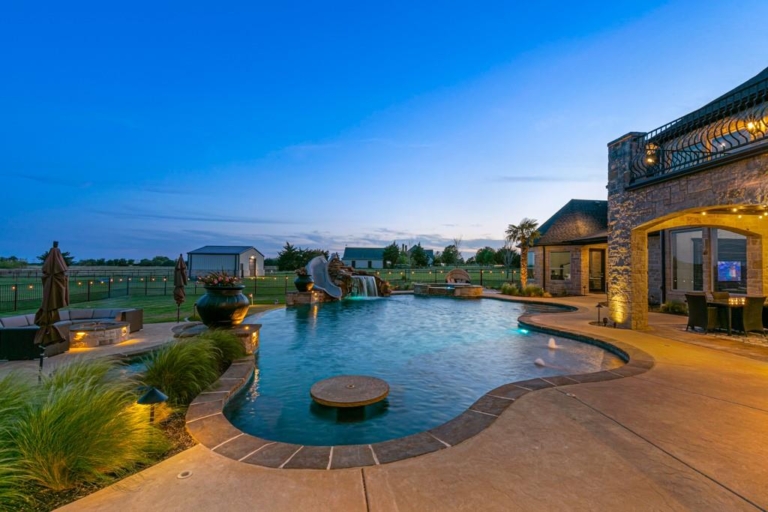 Luxurious 12.5 Acre Rockwall Estate: Equestrian Haven & Car Enthusiast ...