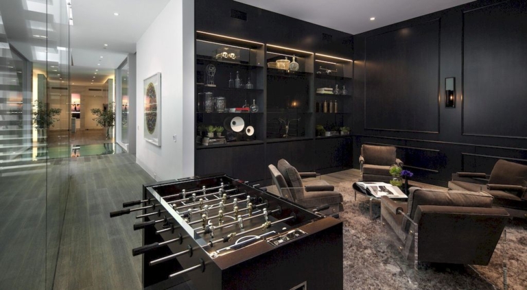 Doheny House, spectacular 8,000 sq home by McClean Design