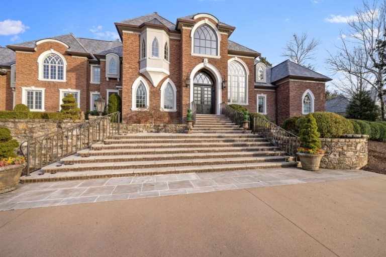 LaurelBrooke Estate: Exquisite Design, Elite Amenities, and Unmatched ...