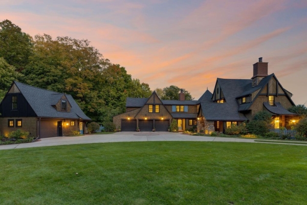 Minnesota Residence: Impeccably Crafted by Murphy and Co., Constructed by Charles Cudd, Priced ...