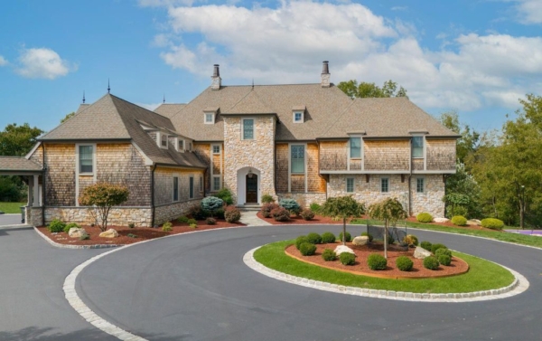 Pennsylvania Residence: Where Luxury Meets Functionality in a Seamless ...