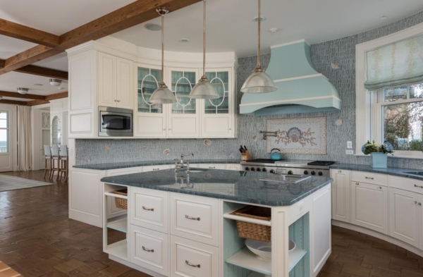 Seapoint: A Shingle Style Masterpiece Boasting Unparalleled Ocean Views ...