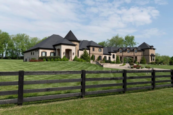 $3,500,000 Masterpiece Estate in Kentucky: Unrivaled Luxury and ...