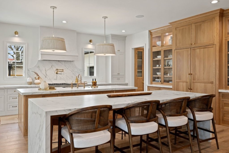 Breathtaking Tennessee Estate: Masterpiece by Bates Construction ...