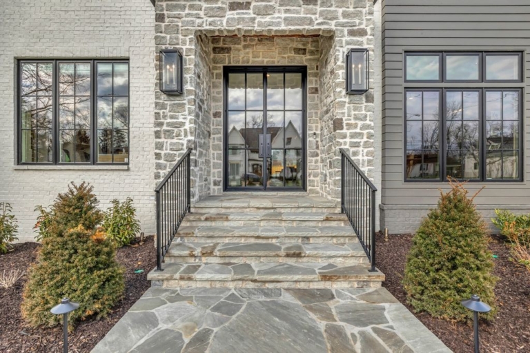 Breathtaking Tennessee Estate: Masterpiece by Bates Construction ...