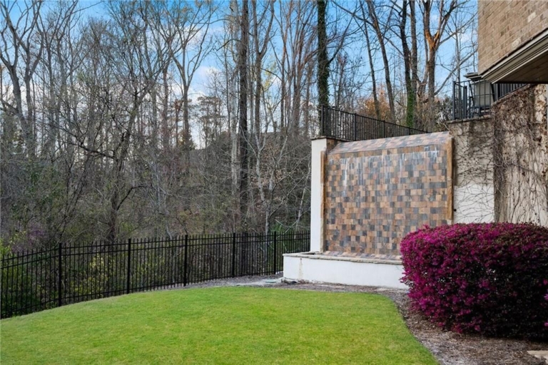 Exclusive Harrison Design Masterpiece: Ultimate Privacy and Luxury in ...