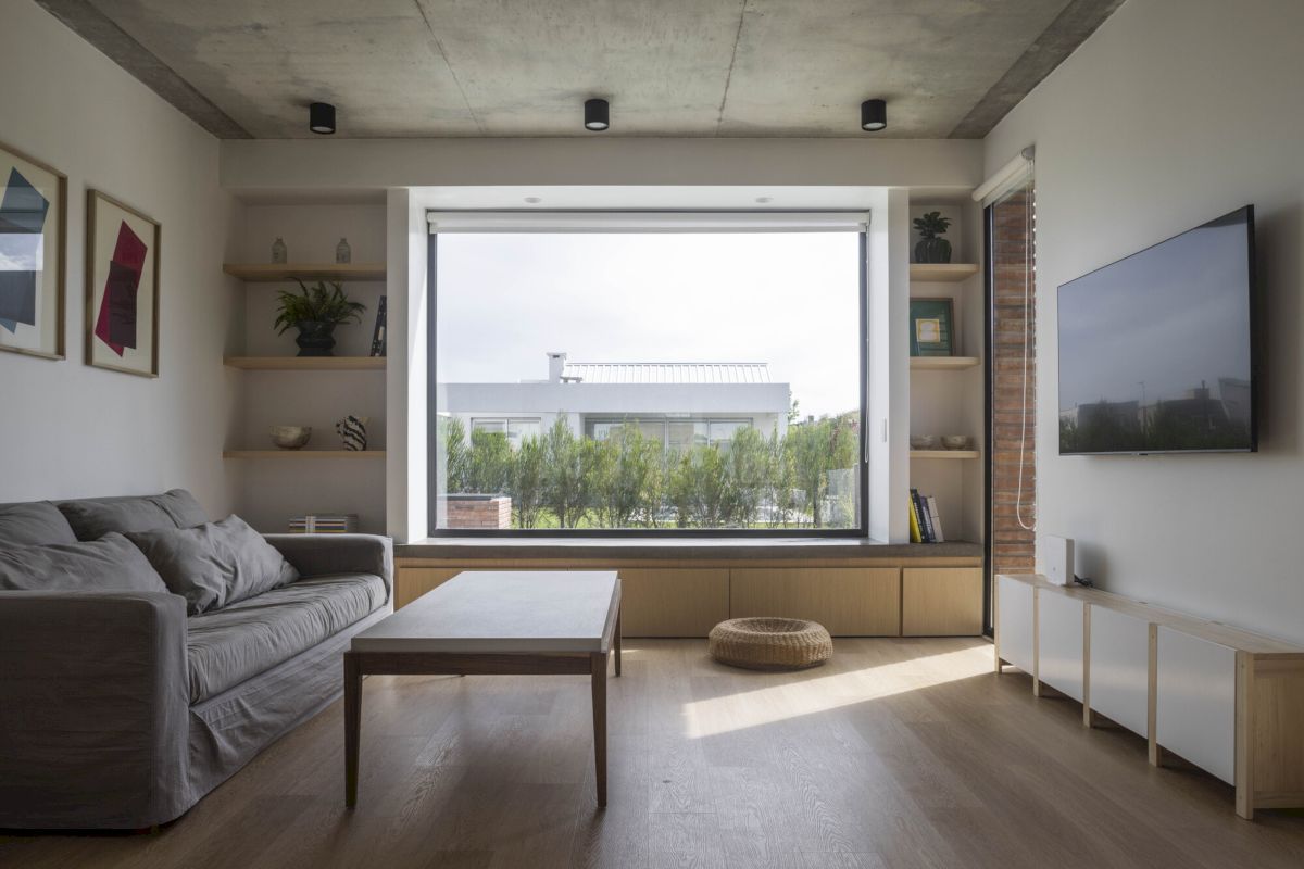 J House, Harmony of Form and Function by Pirca Arquitectura