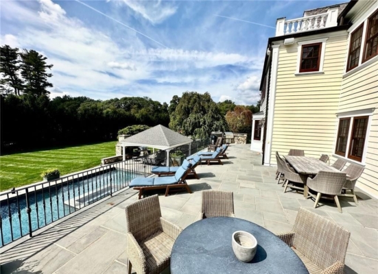 Luxurious Connecticut Residence: Elegance and Craftsmanship Await at $2 ...