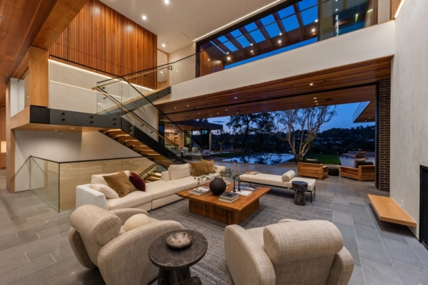 Unparalleled Design: Architectural Masterpiece in Beverly Hills Hits ...