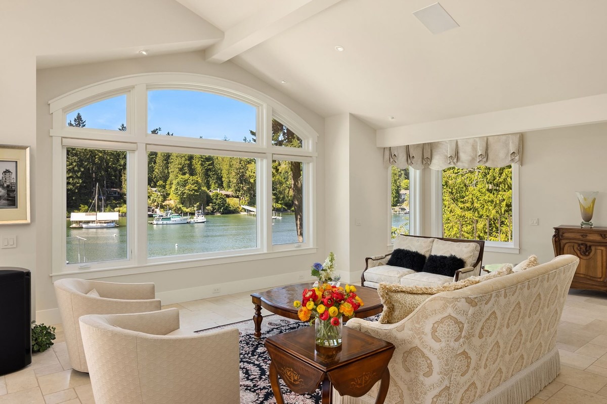 Exclusive Waterfront Haven: Magnificent Retreat in Washington State ...