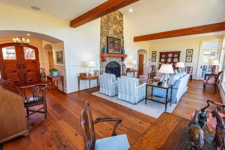 Hidden Hollow Farm: A Serene Equestrian Sanctuary in the Heart of Blue ...