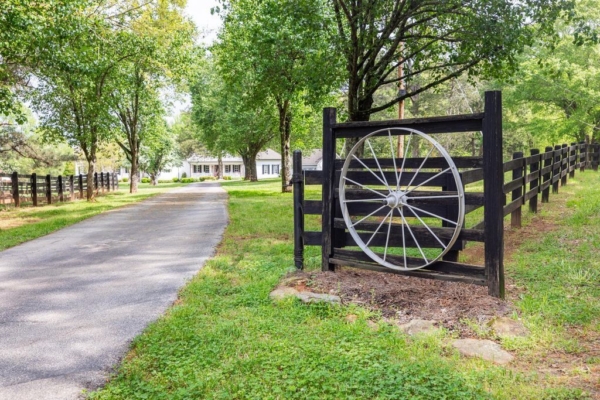 Southern Splendor: Embrace Luxury Living in Morgan County's Finest ...