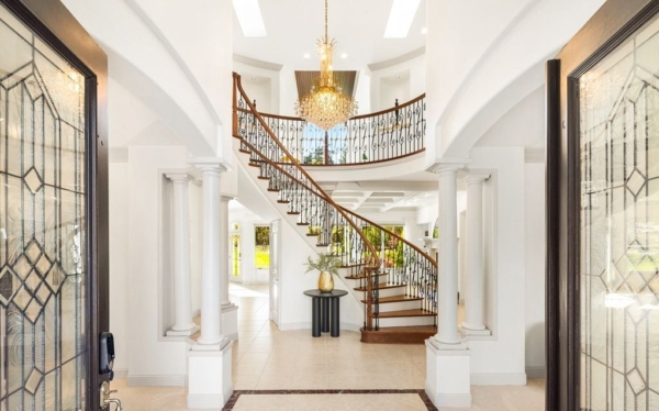 French Renaissance Opulence: A $2.6 Million Masterpiece of Elegance in ...