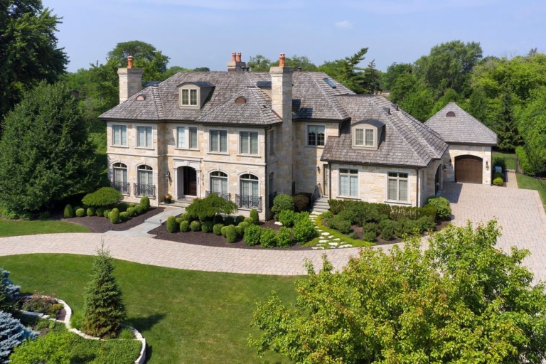 Pure Paradise Awaits: Exquisite $3,495,900 Illinois Home with Resort ...