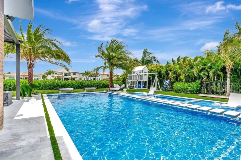 Captivating $7.5 Million Contemporary Masterpiece with Breathtaking ...