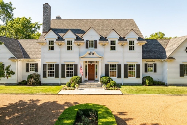 Classic Southern Home in Tennessee Showcases Thoughtful Design and ...