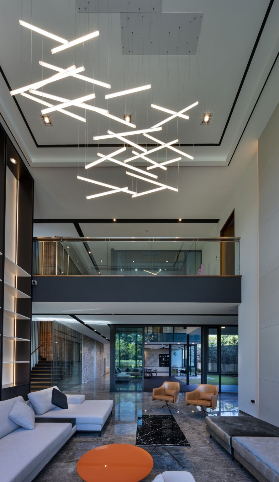 House No. 47, A Modern Tropical Haven by DRTAN LM Architect