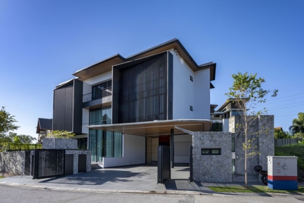 House No. 47, A Modern Tropical Haven by DRTAN LM Architect