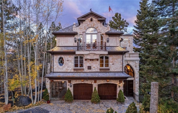 Lakeside Castle with Majestic Sierra Views Asking $7.25 Million in Nevada