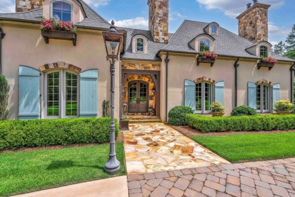 Luxurious European-Style Villa with Extraordinary Features Listed for ...