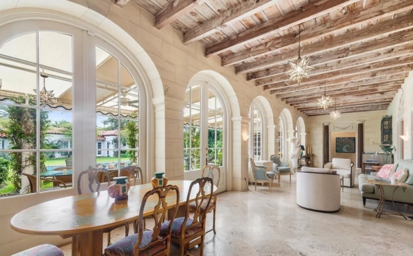Luxurious Palm Beach Estate Designed by John Volk Asks for $24.9 Million