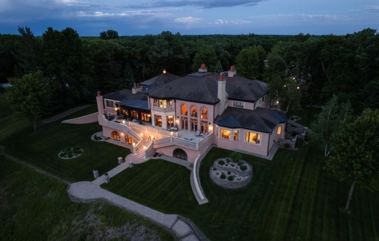 Tuscan-Inspired Mansion with Expansive Views Hits the Market in ...