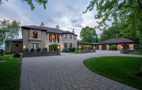 Tuscan-Inspired Mansion with Expansive Views Hits the Market in ...