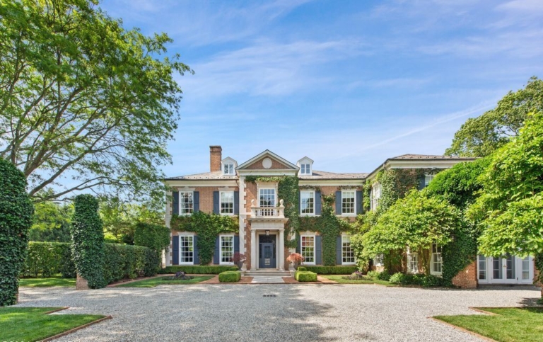 Parish Hadley Perfection: Elegance and Exclusivity in Connecticut's ...