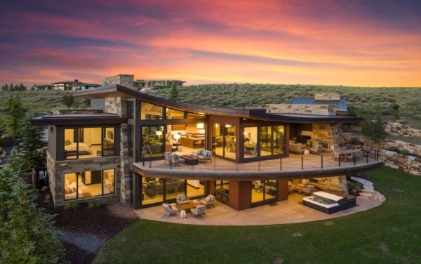 Promontory Estate: A Testament to Opulence, Amenities, and ...